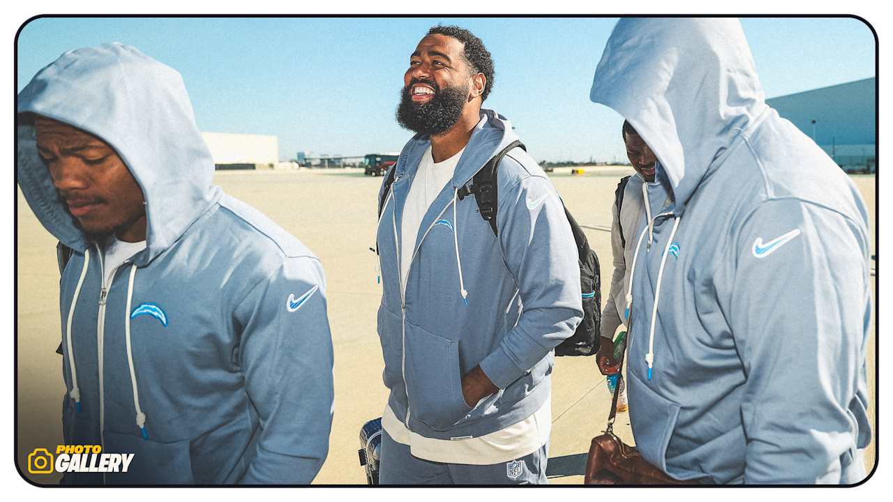 Photos: Chargers Travel to Arizona for Week 7 Matchup