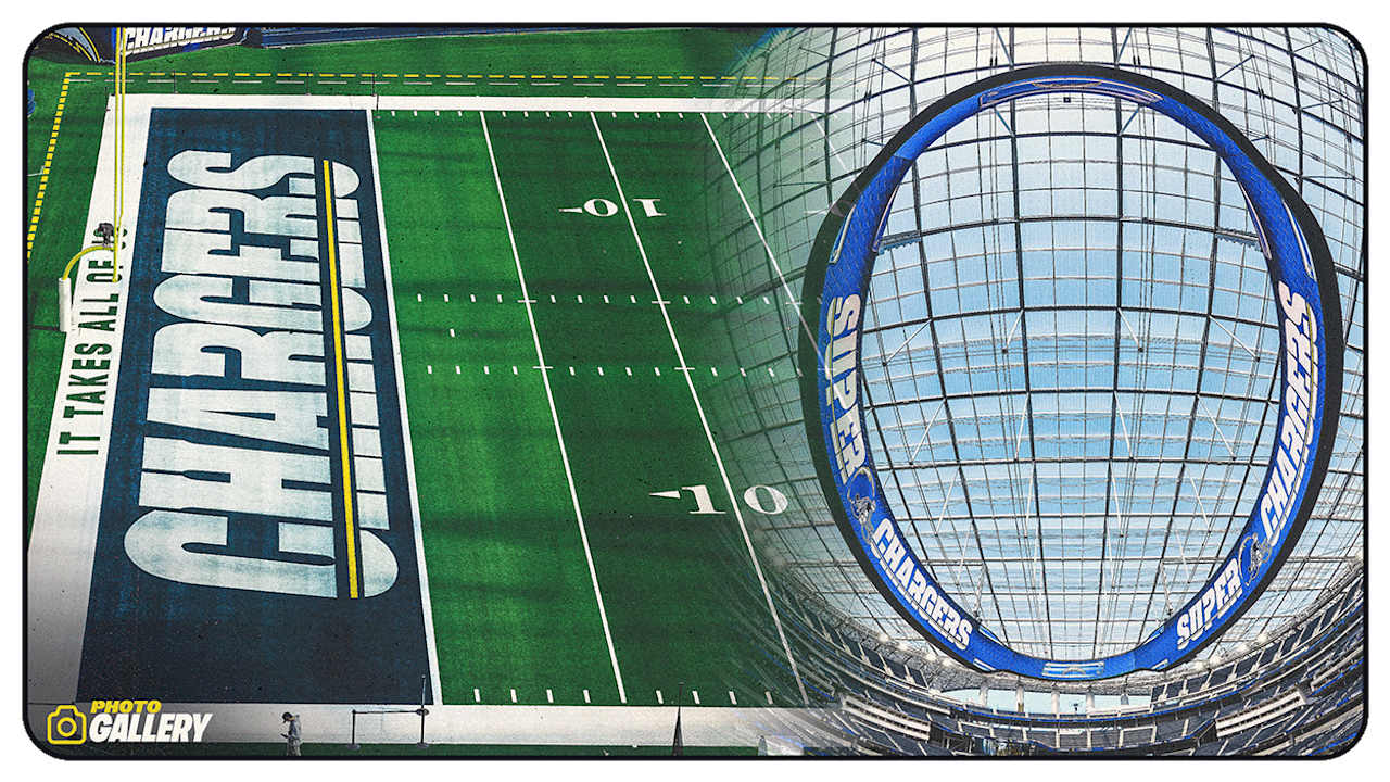 Photos: Transforming SoFi Stadium for ‘Super Chargers’ Thursday Night ...