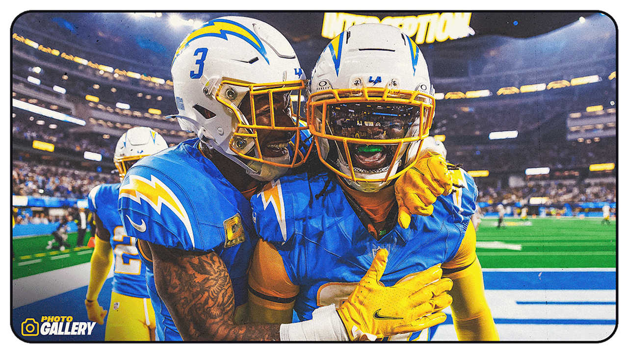 Top Shots: Chargers Shine Bright Under the Sunday Night Lights