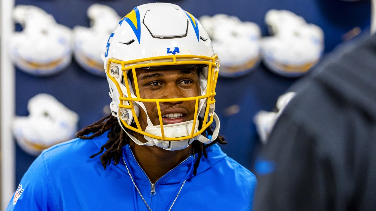 Photos: Rookies Arrive for Minicamp