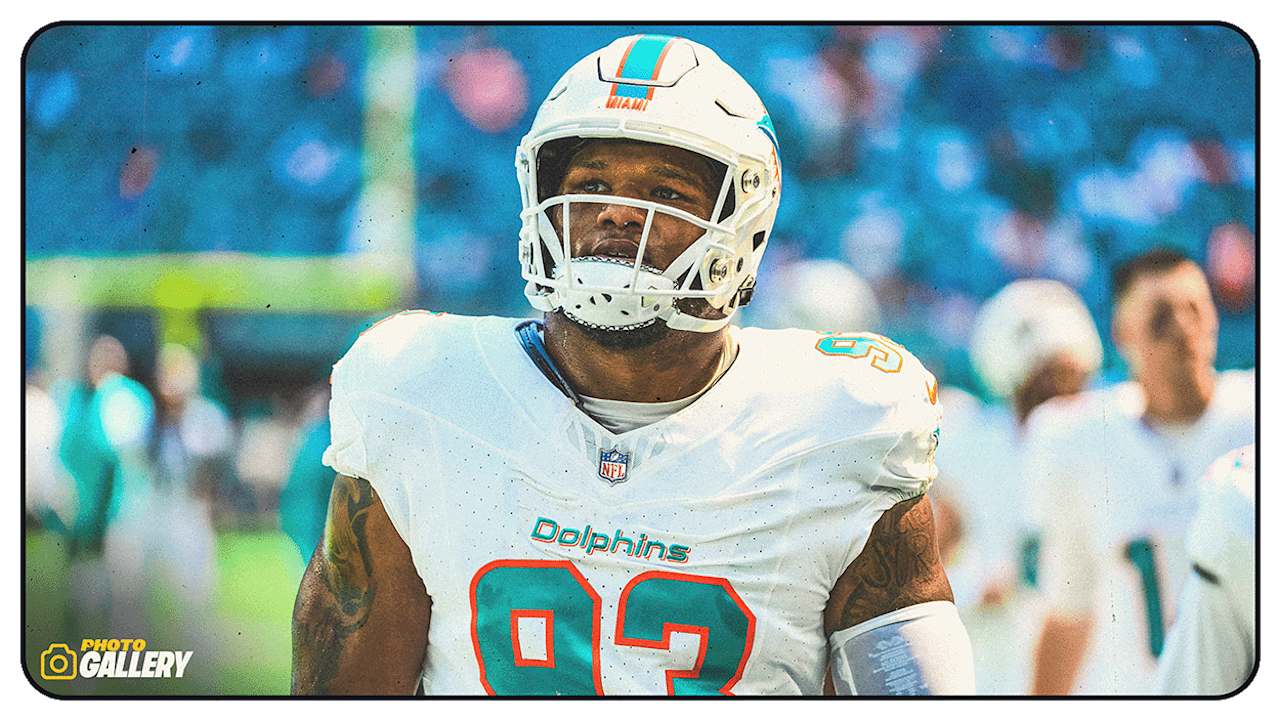 Best Photos of DL Da’Shawn Hand