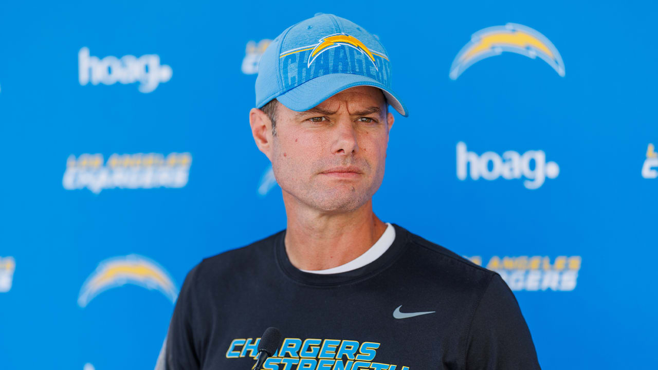 Head Coach Brandon Staley on Injury Updates for Week 9