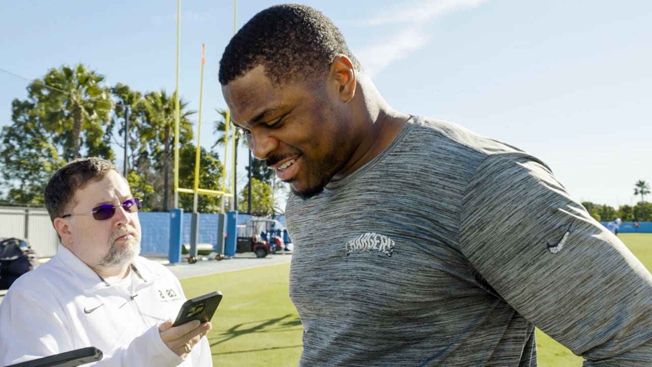 Media Availability: Khalil Mack on Being Selected to His 8th Pro Bowl ...