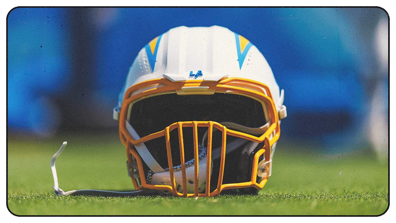 What's the Chargers Projected Win Total in 2025?