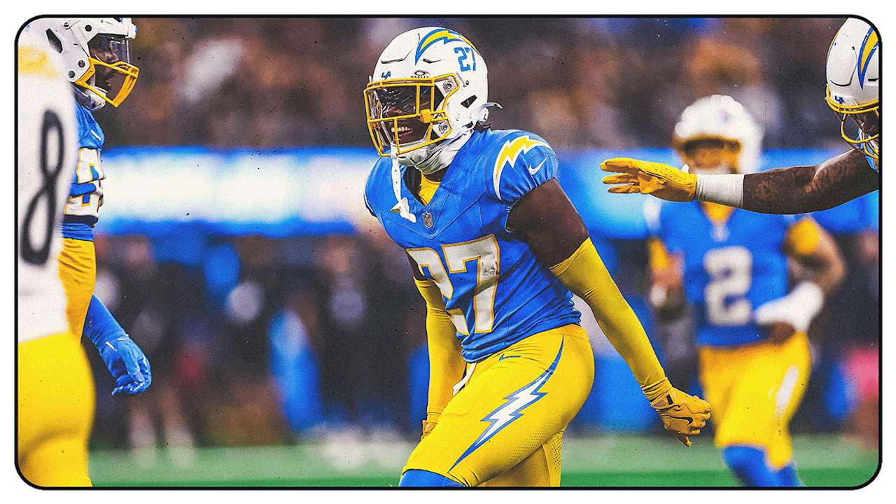 R.J. Mickens Highlight: Intercepts Aaron Rodgers