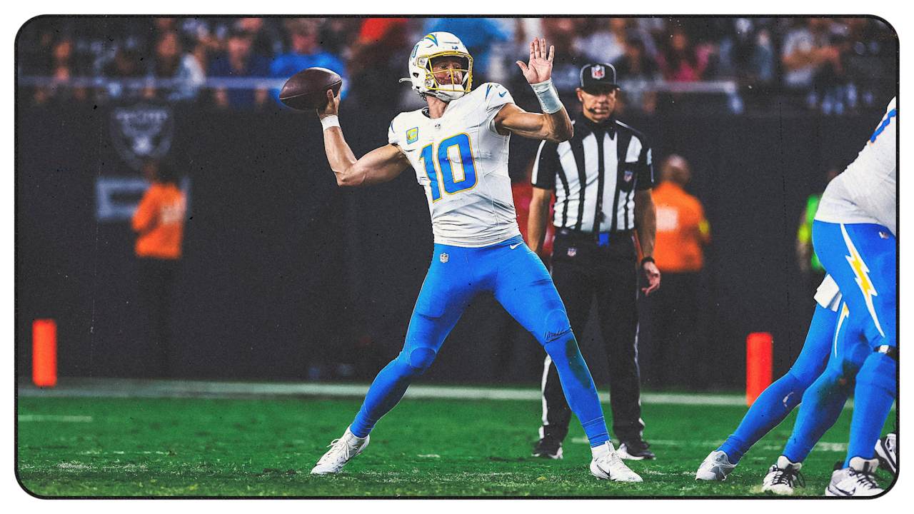 Justin Herbert Highlight: 60-yard Touchdown