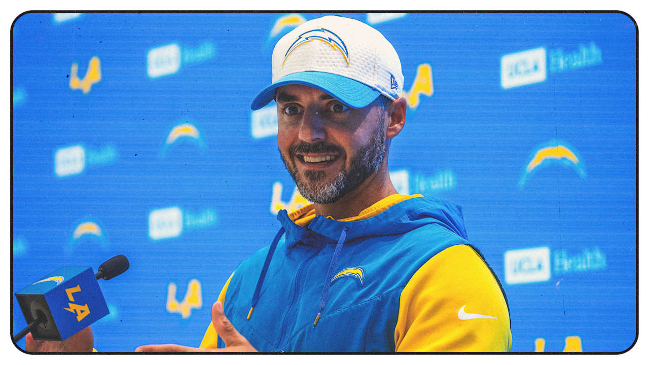 Press Conference: Jesse Minter on Assessing the Defense During the Bye