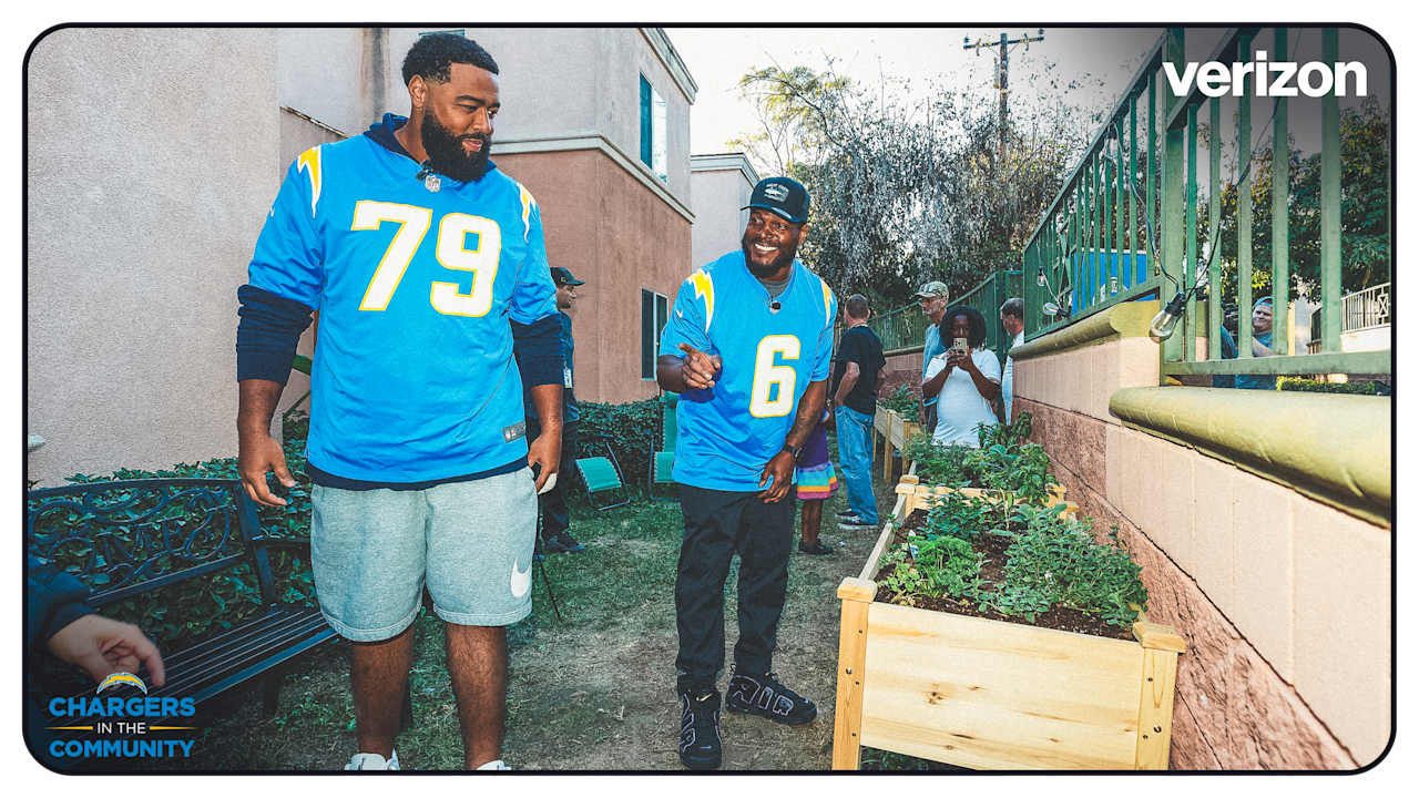 Denzel Perryman and Trey Pipkins III Team Up to Help Veterans in Long Beach
