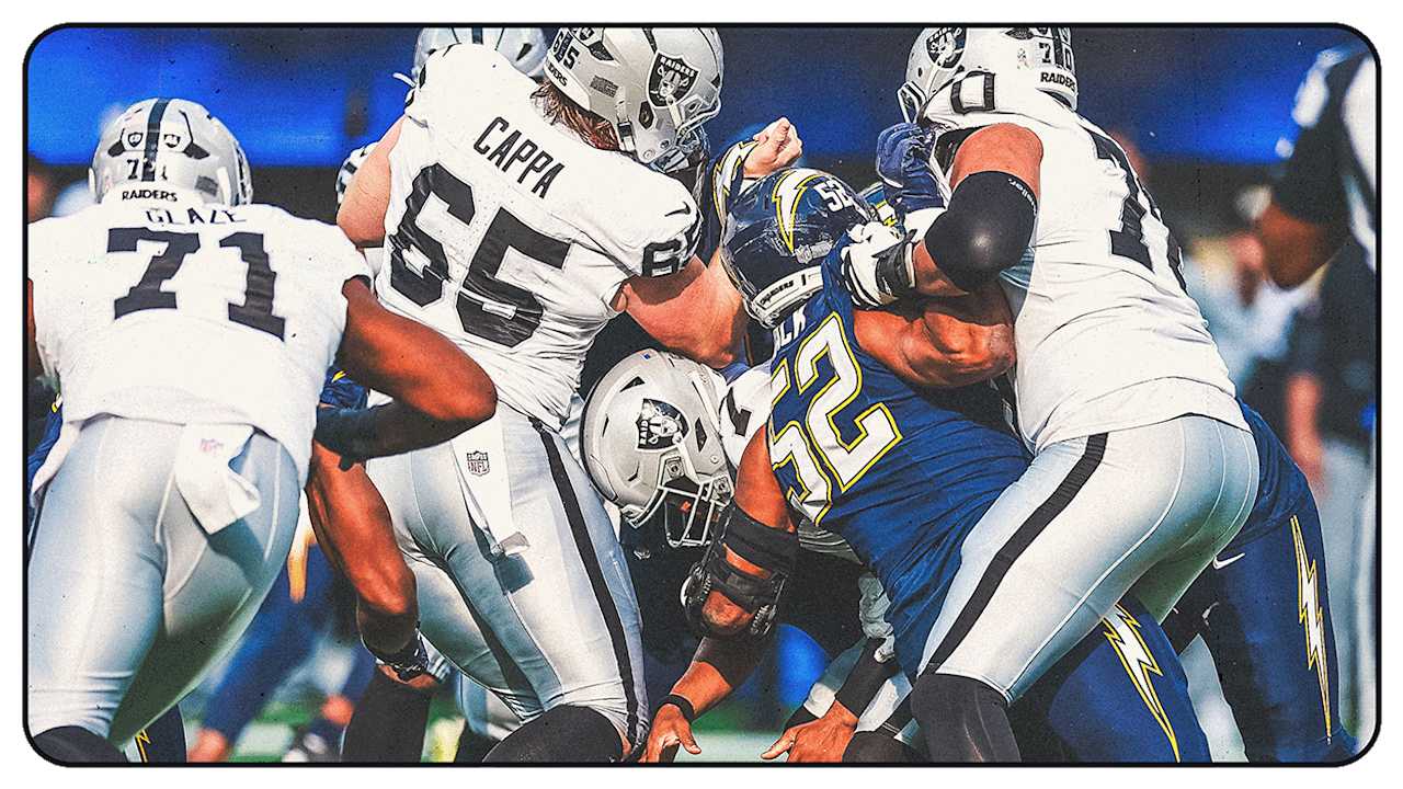 Khalil Mack Highlight: 8-Yard Sack