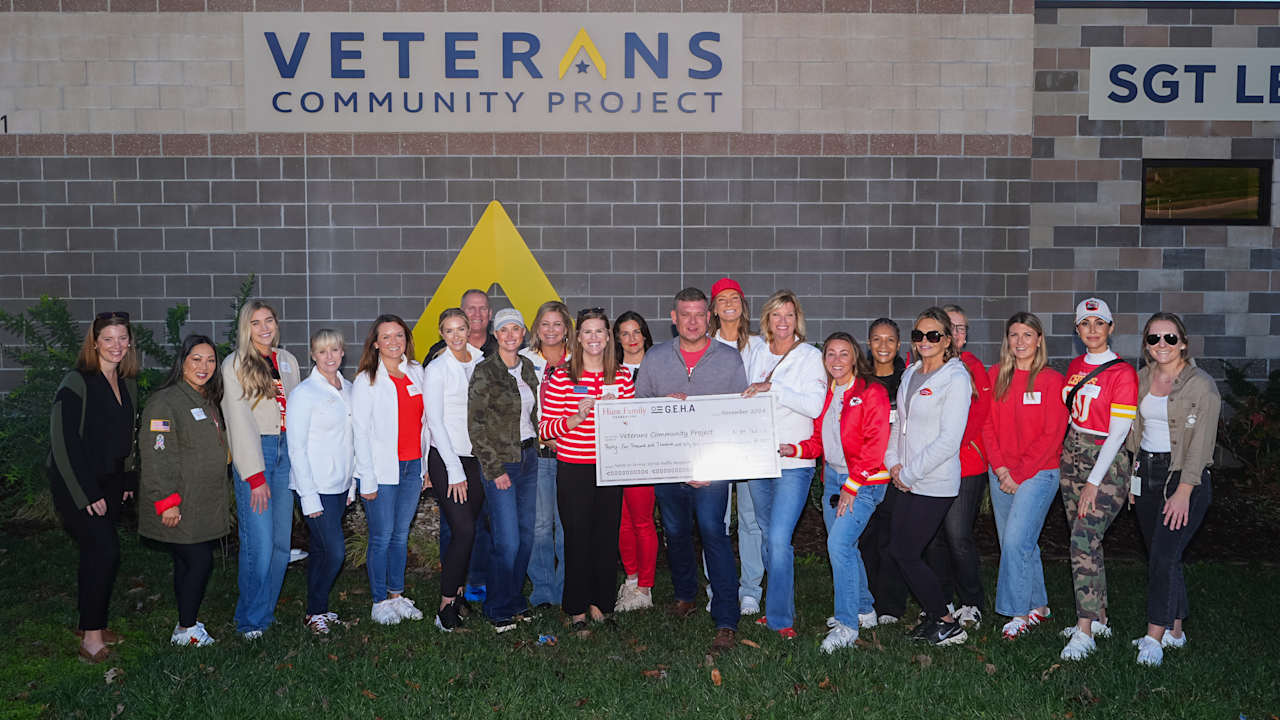 Photos: CWO at Veteran's Community Project