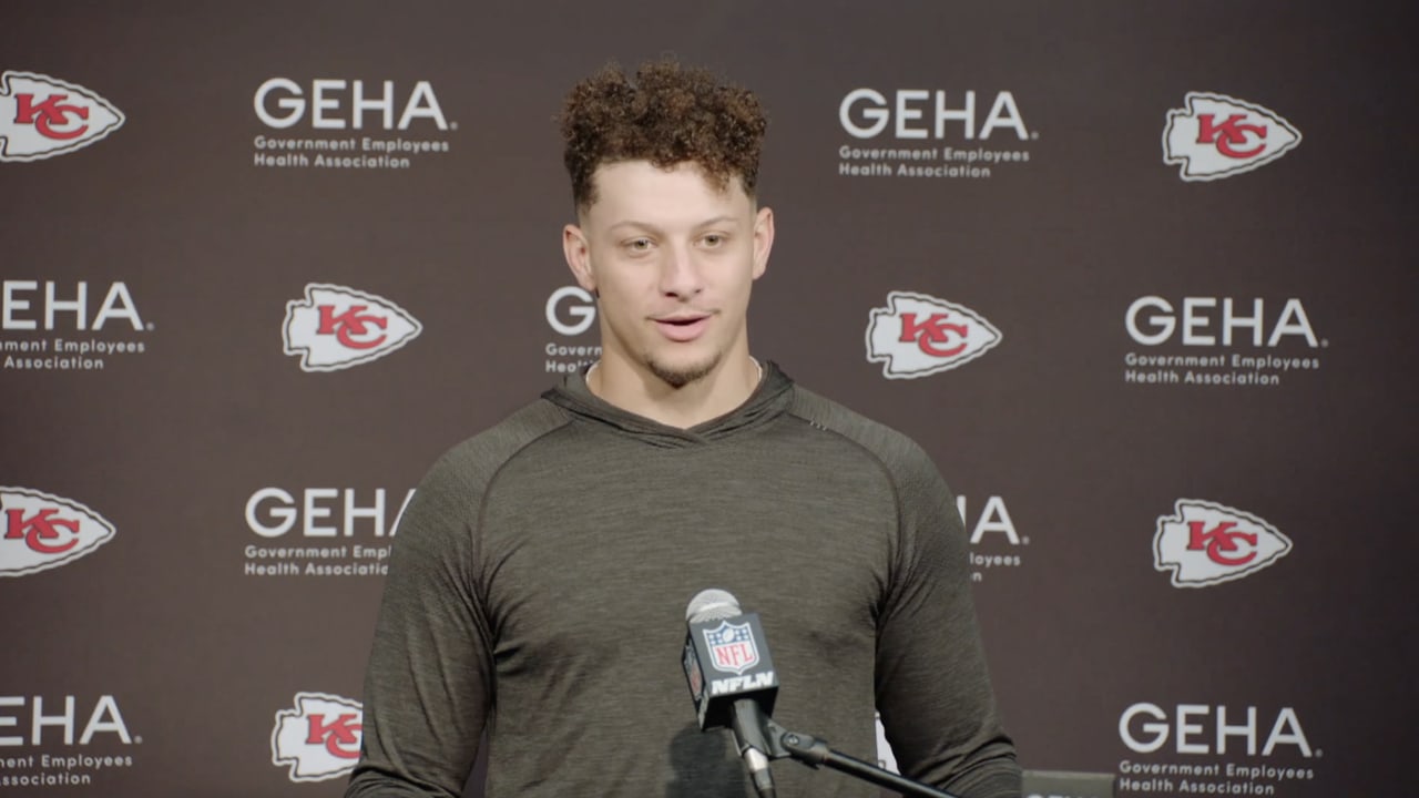 Patrick Mahomes: "Finding a way to get that momentum back in our favor ...