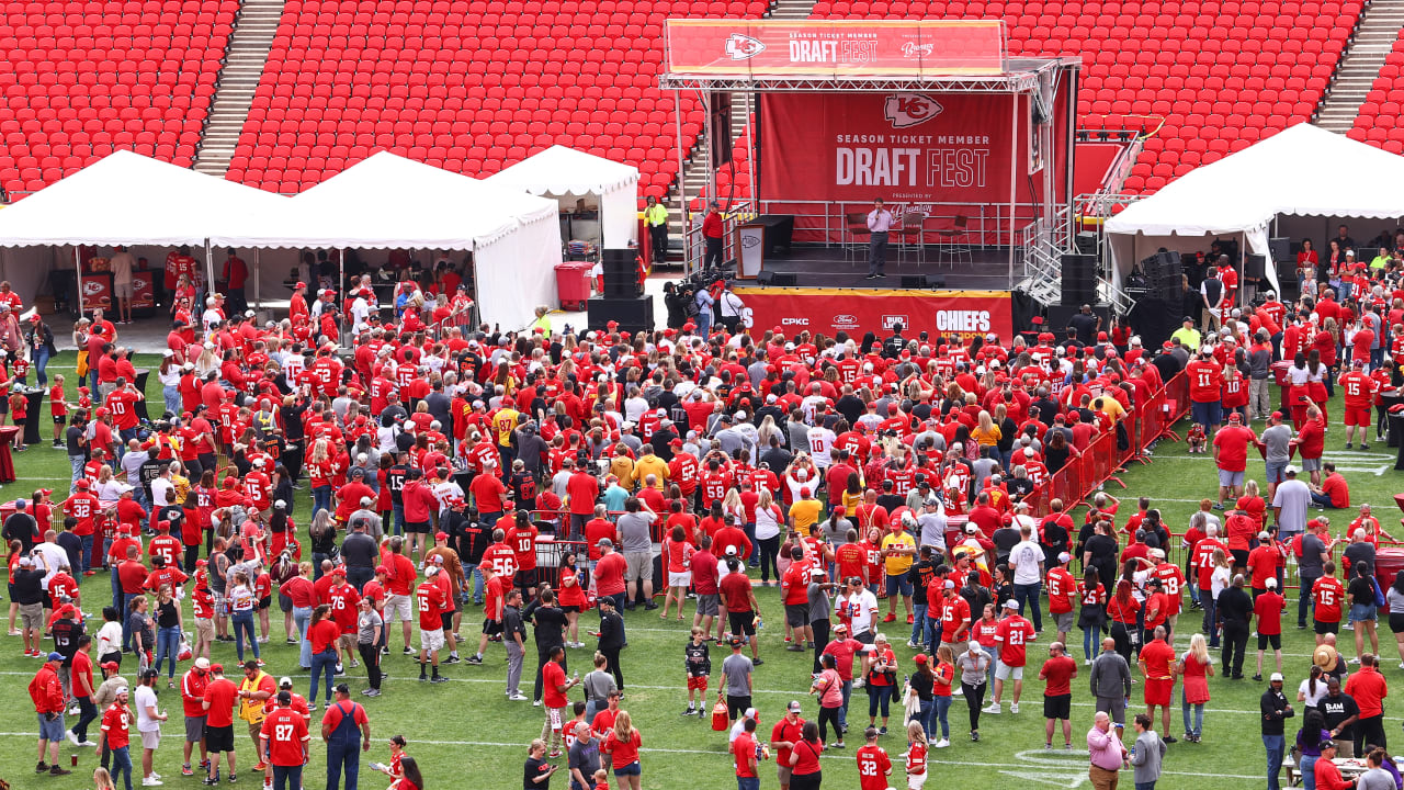 Photos: Season Ticket Member Draft Fest | NFL Draft 2024