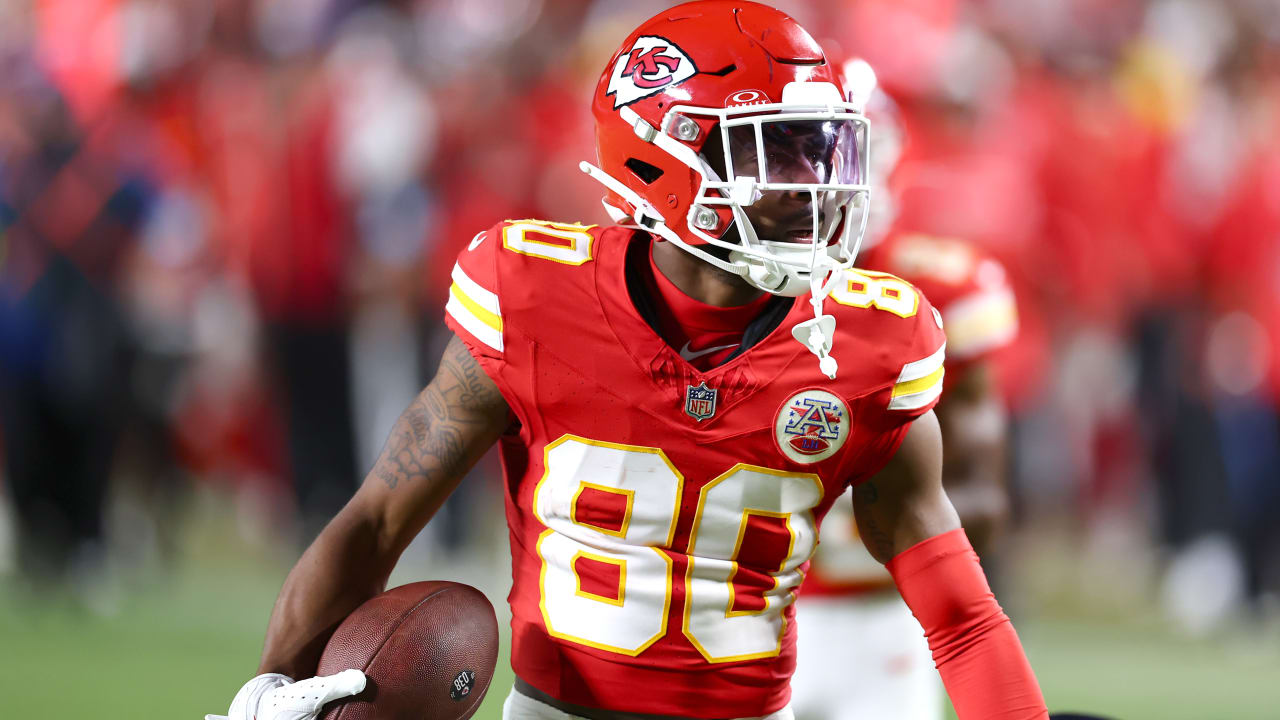 Kansas City Chiefs Quarterback Ian Book Hits Wide Receiver Montrell ...