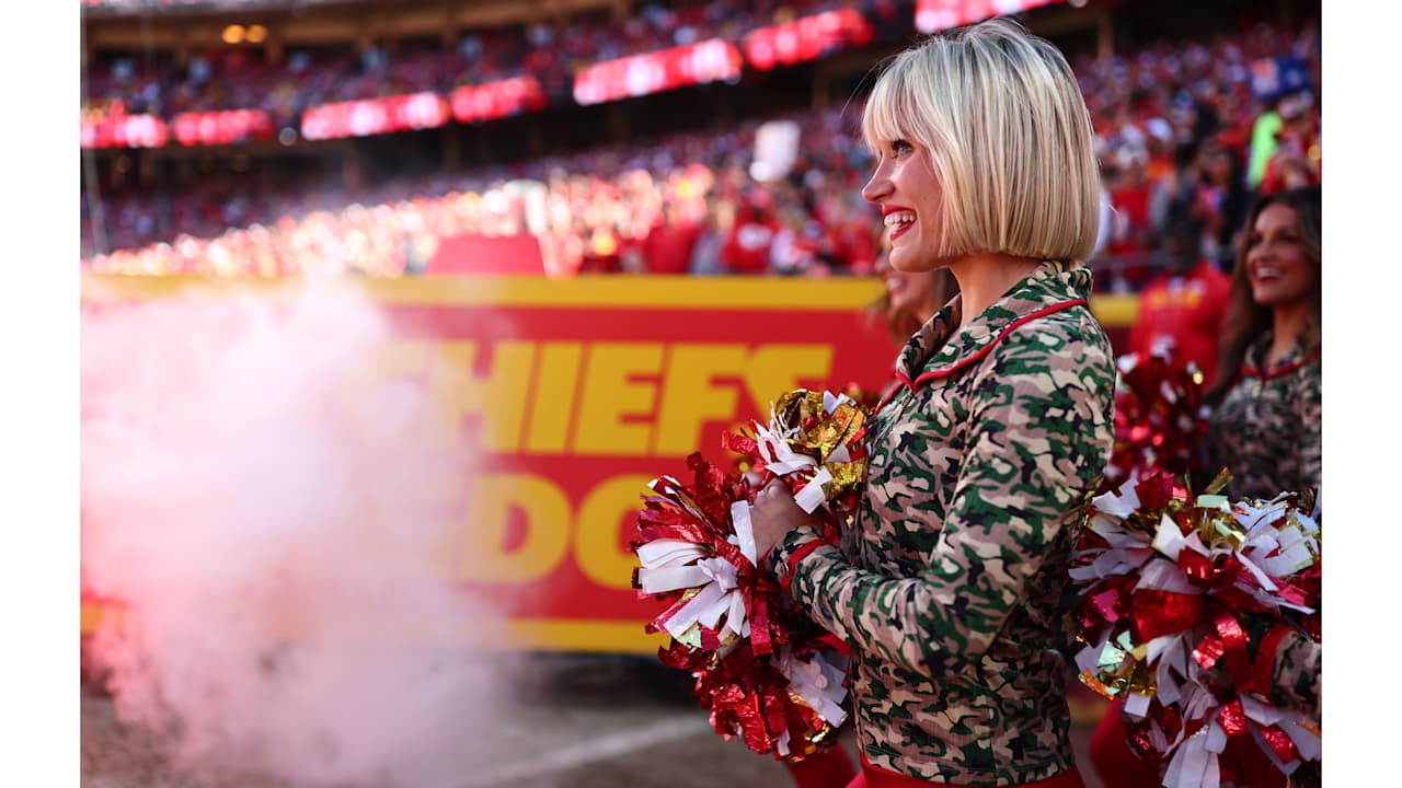 Photos: Chiefs Cheer and Entertainment from Week 10 vs. Broncos