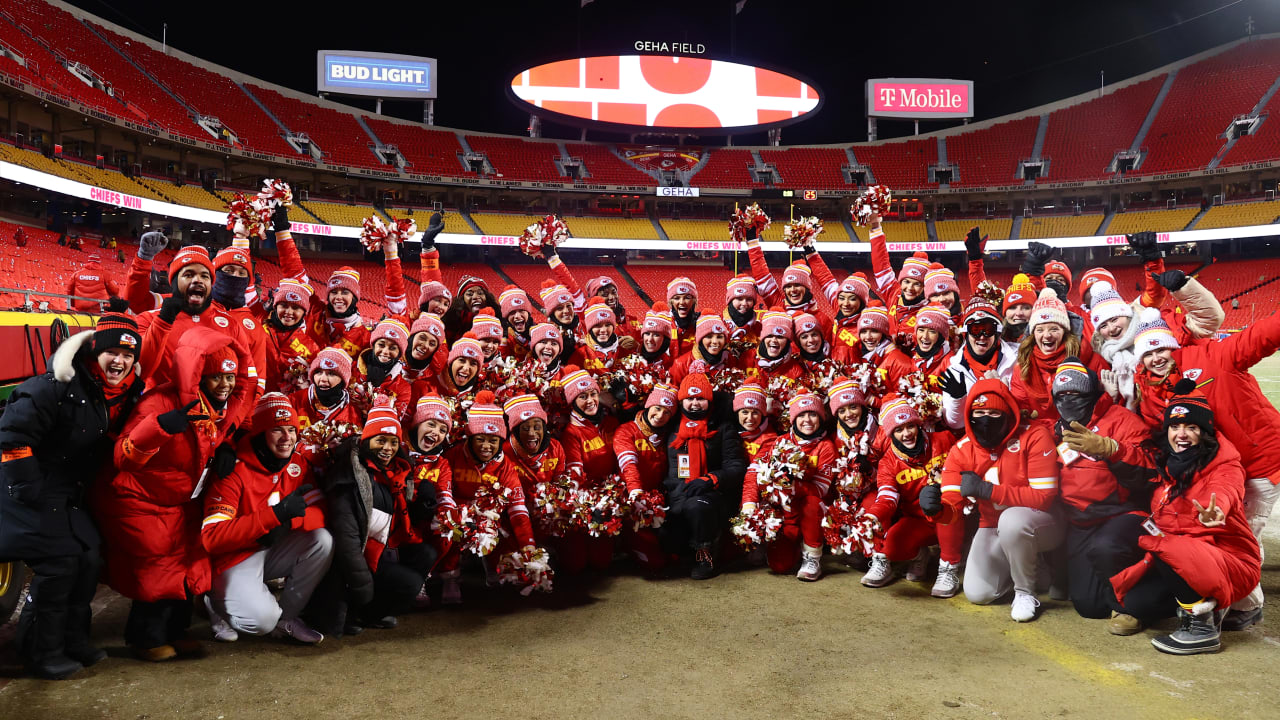 Photos: Chiefs Cheer and Entertainment during the Wild Card Game