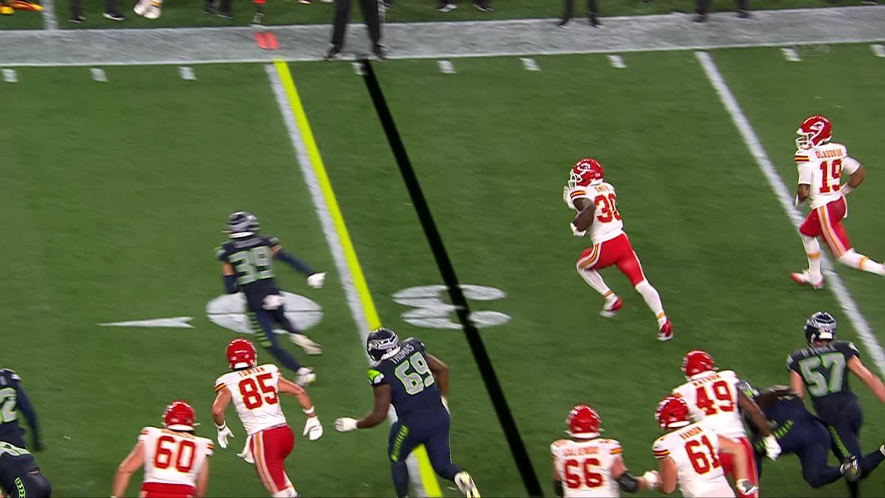 Kansas City Chiefs Running Back Brashard Smith's Contact Balance Helps ...