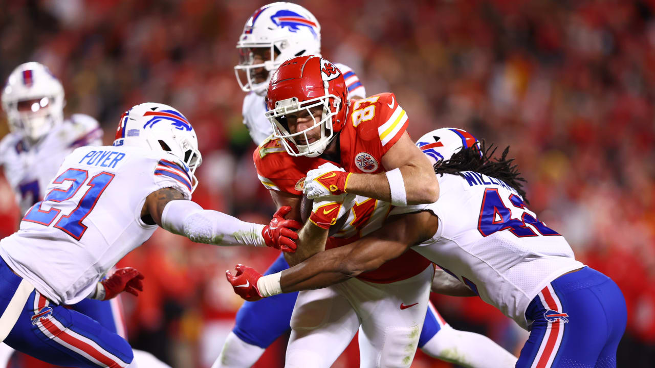 Kansas City Chiefs tight end Travis Kelce breaks open and shakes off a ...