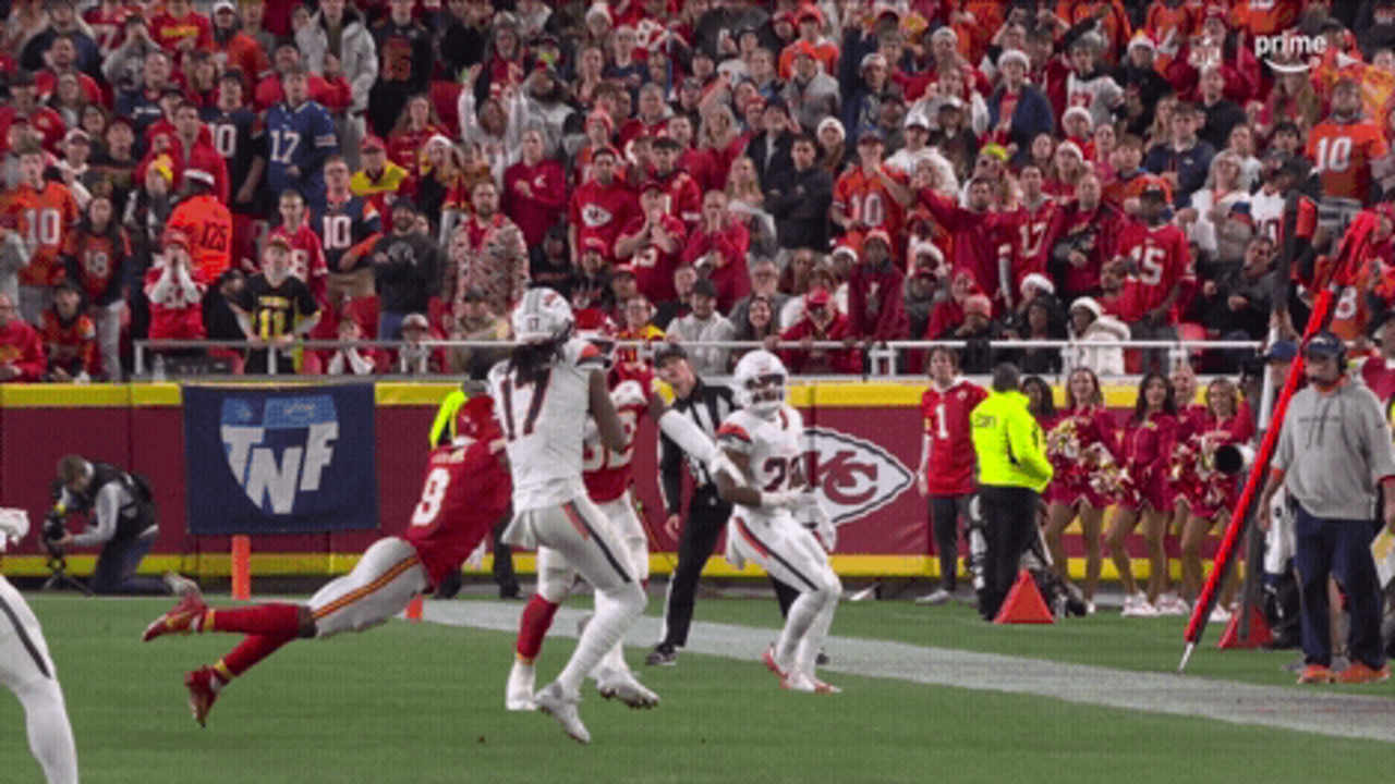 Kansas City Chiefs Can't-Miss Play: Tip-Drill Interception! Cornerback ...
