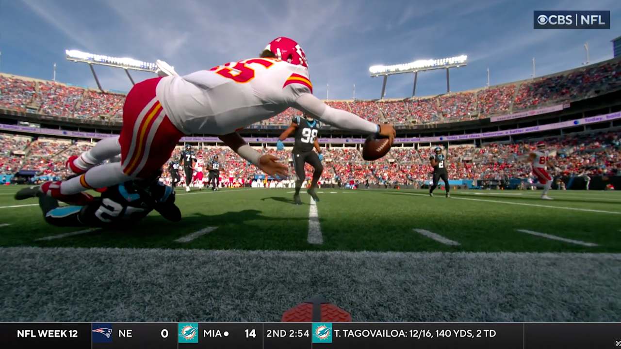 Kansas City Chiefs Quarterback Patrick Mahomes 13-yard Rush Ends in ...