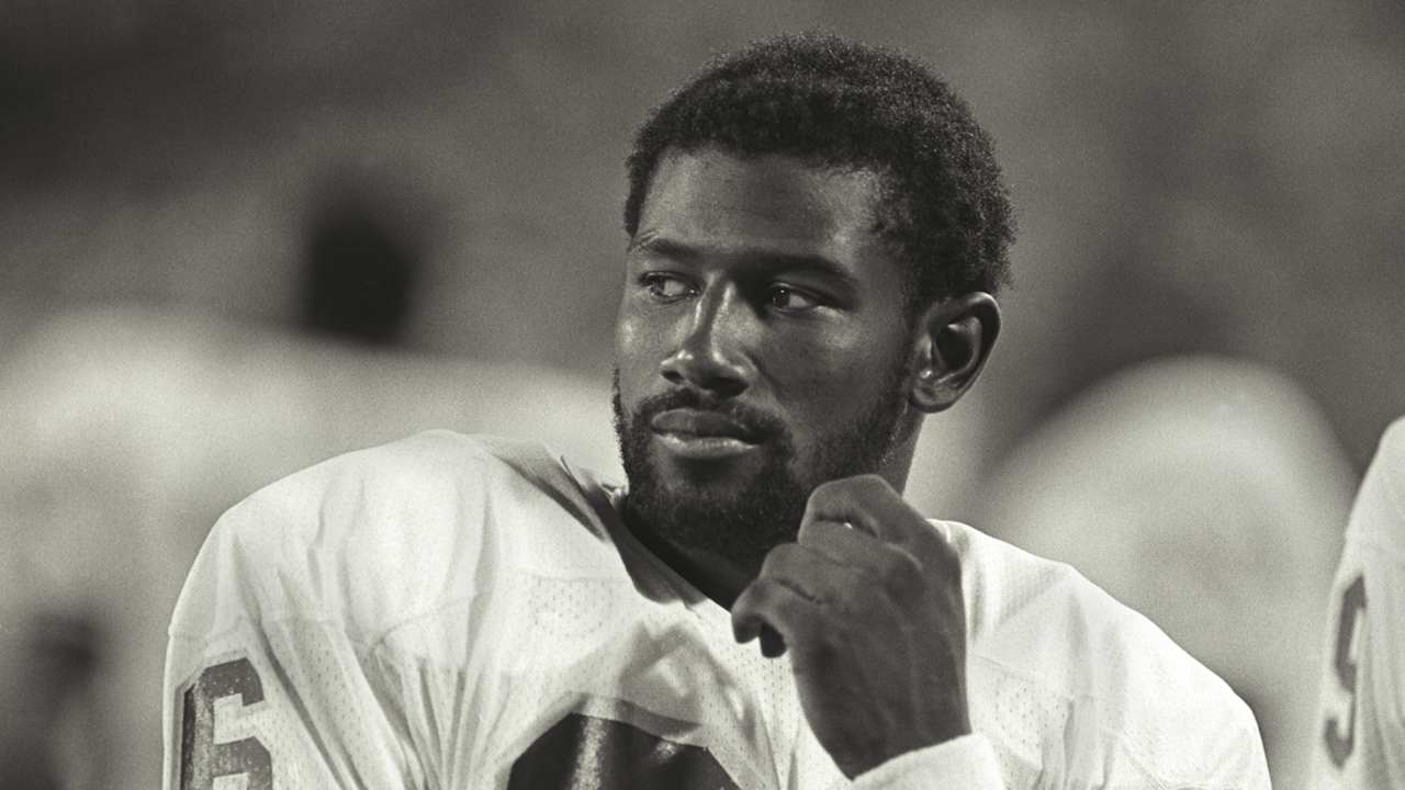 Unsung Heroes: J.T. Smith