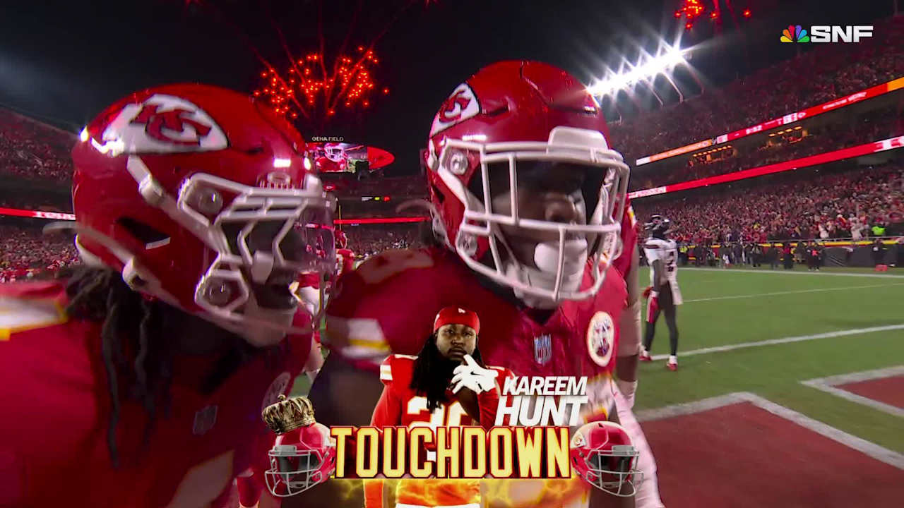 TOUCHDOWN: Running Back Kareem Hunt's Relentless Effort on Fourth-Down ...