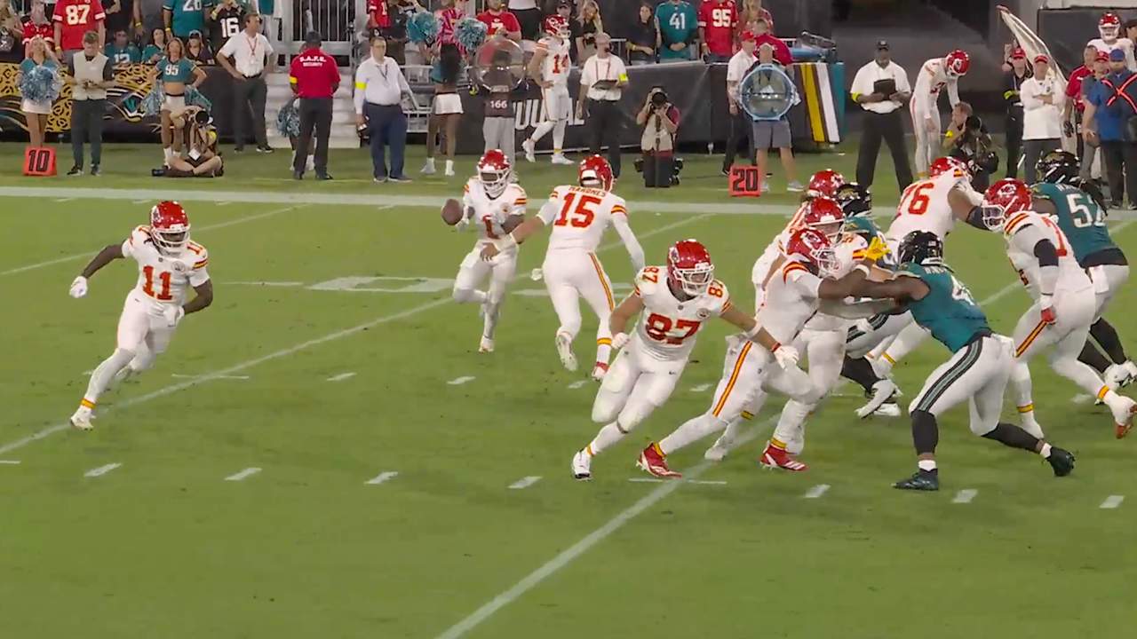 Kansas City Chiefs' Strategic Play Call Yields 9-yard Pickup for Wide ...