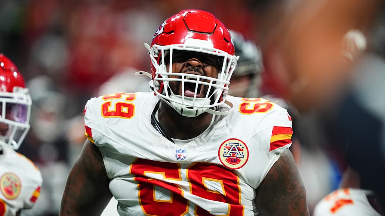 Chiefs Re-Sign DT Mike Pennel