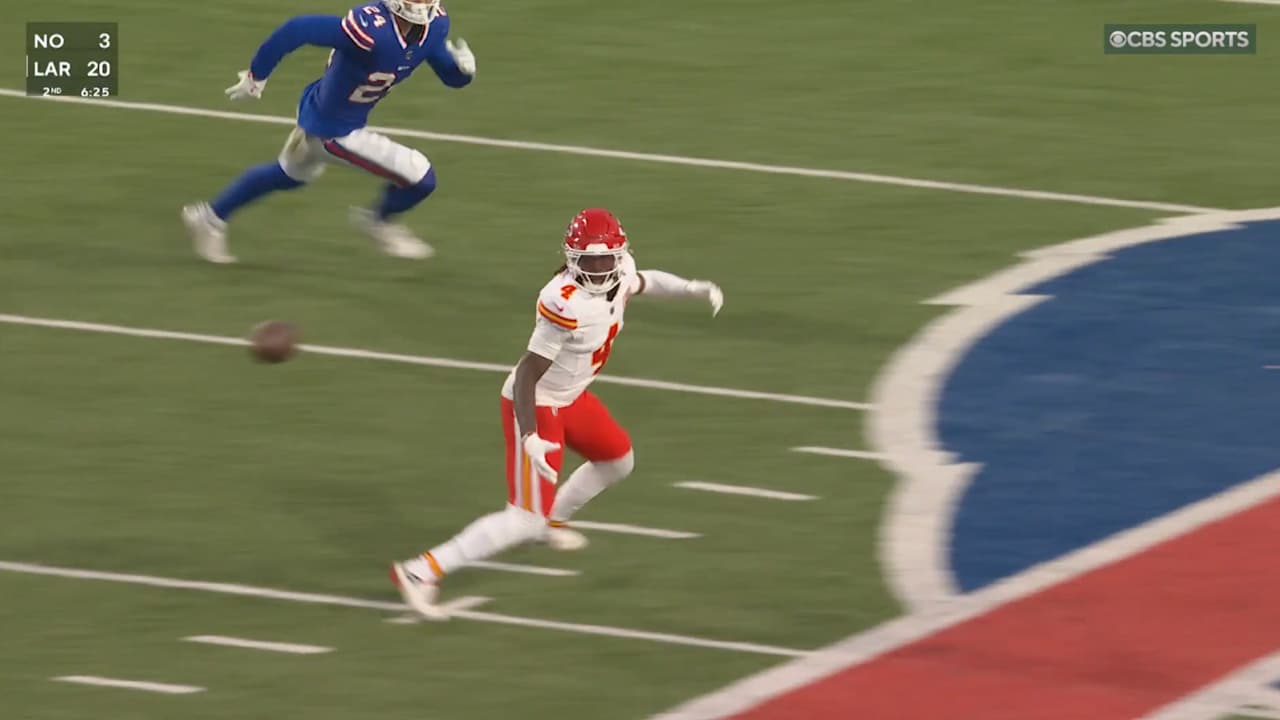 Kansas City Chiefs Quarterback Patrick Mahomes Finds Wide Receiver ...