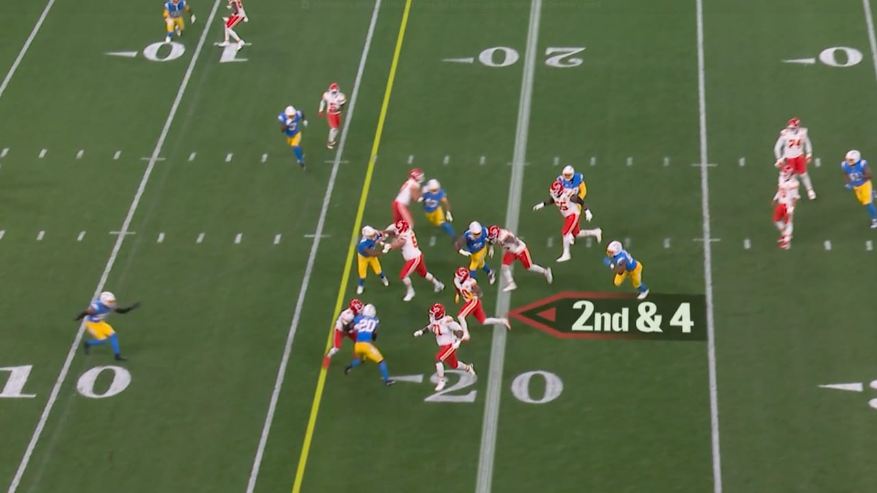 Kansas City Chiefs Running Back Isiah Pacheco's Truck-Stick Run Goes ...