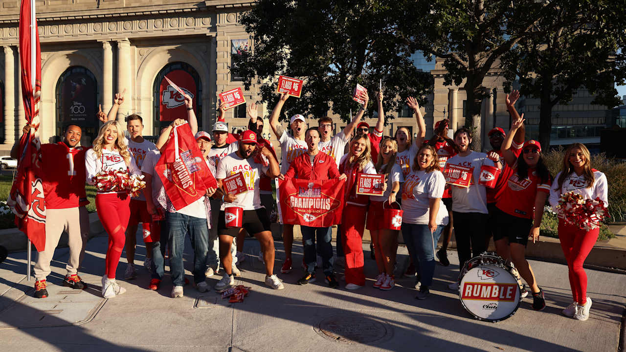 Photos: Red Wednesday 2024