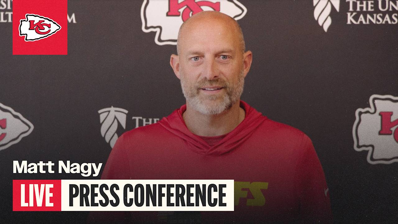 Kansas City Chiefs Offensive Coordinator Matt Nagy on Robert Tonyan ...