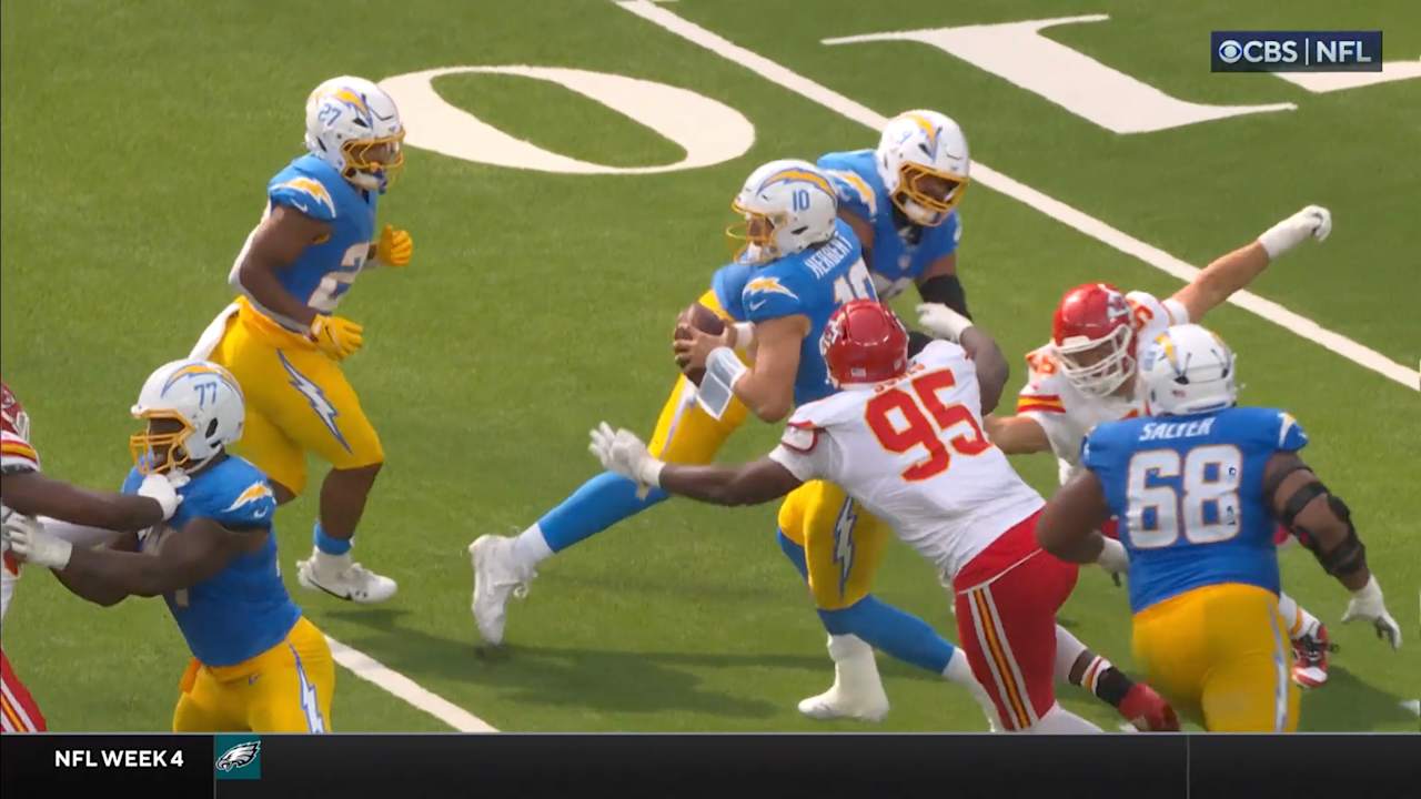 Defensive Tackle Chris Jones Sacks Quarterback Justin Herbert on 3rd ...