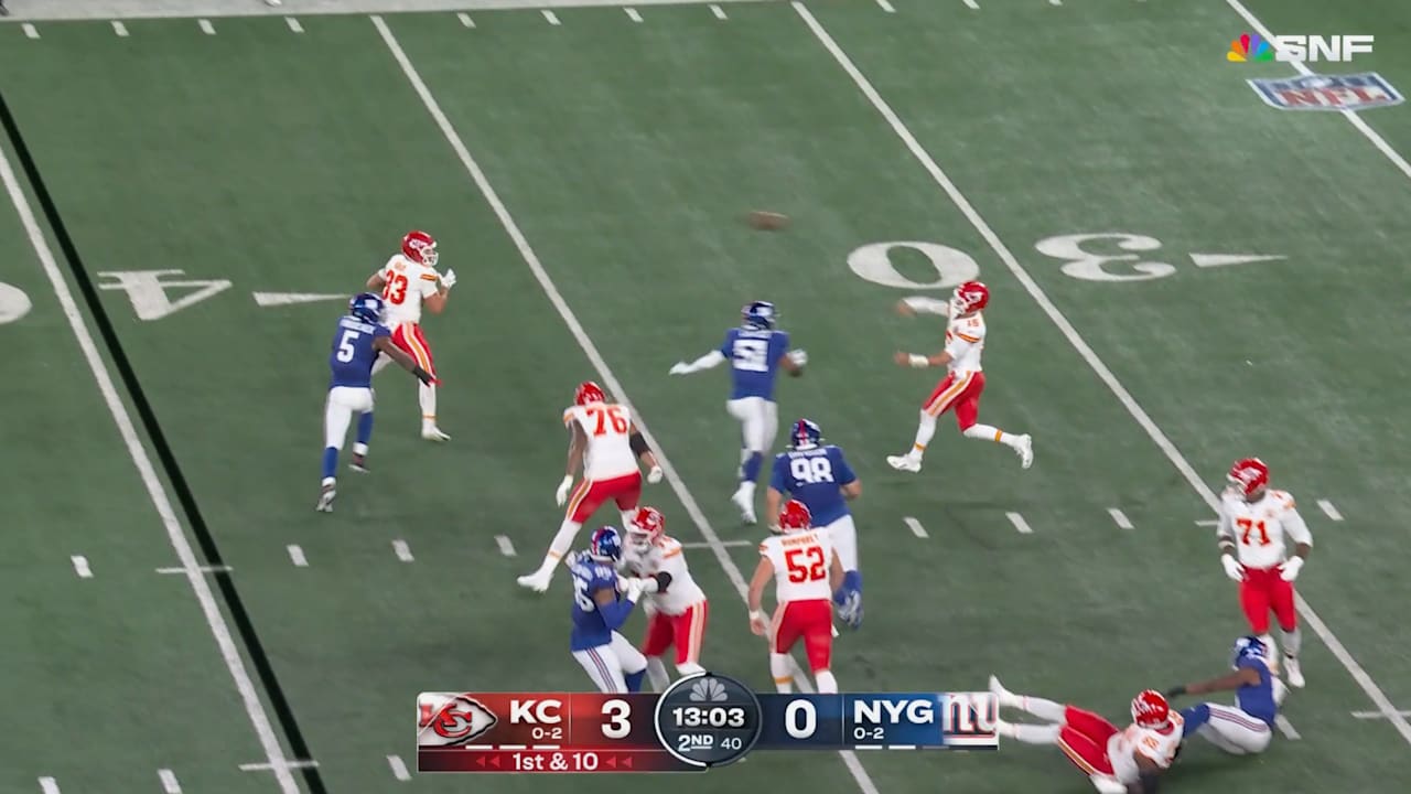 Kansas CIty Chiefs Patrick Mahomes' Clutch 27-yard Connection with Wide Receiver JuJu Smith ...