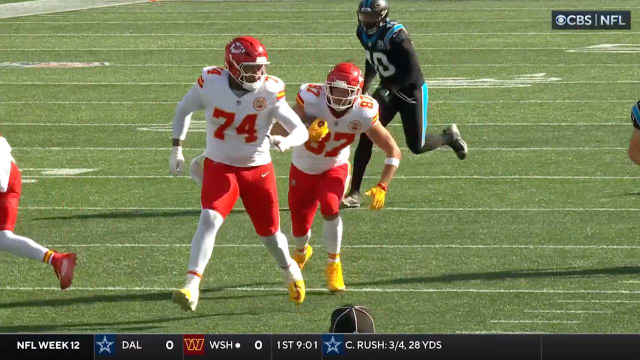 Kansas City Chiefs Travis Kelce's Catch and Run Goes for 19-yard Gain ...