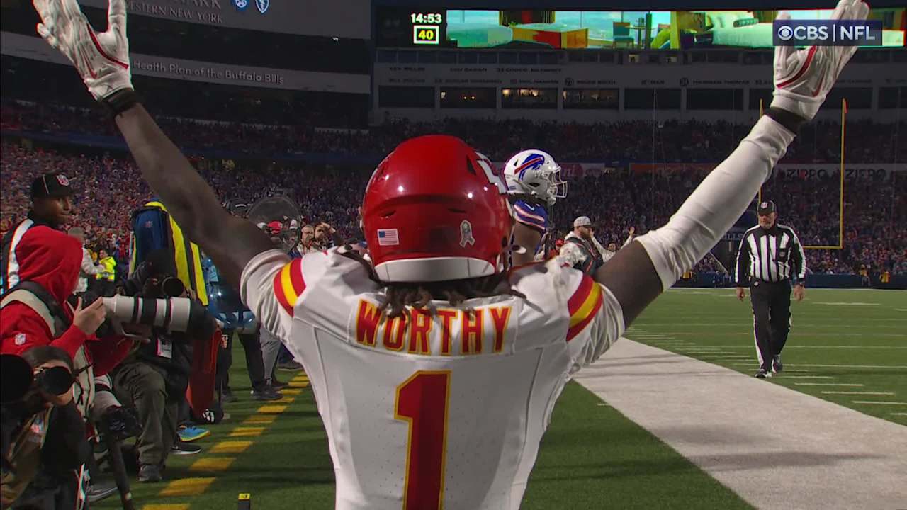 TOUCHDOWN: Wide Receiver Xavier Worthy's Pylon-Reach Touchdown Ties the ...