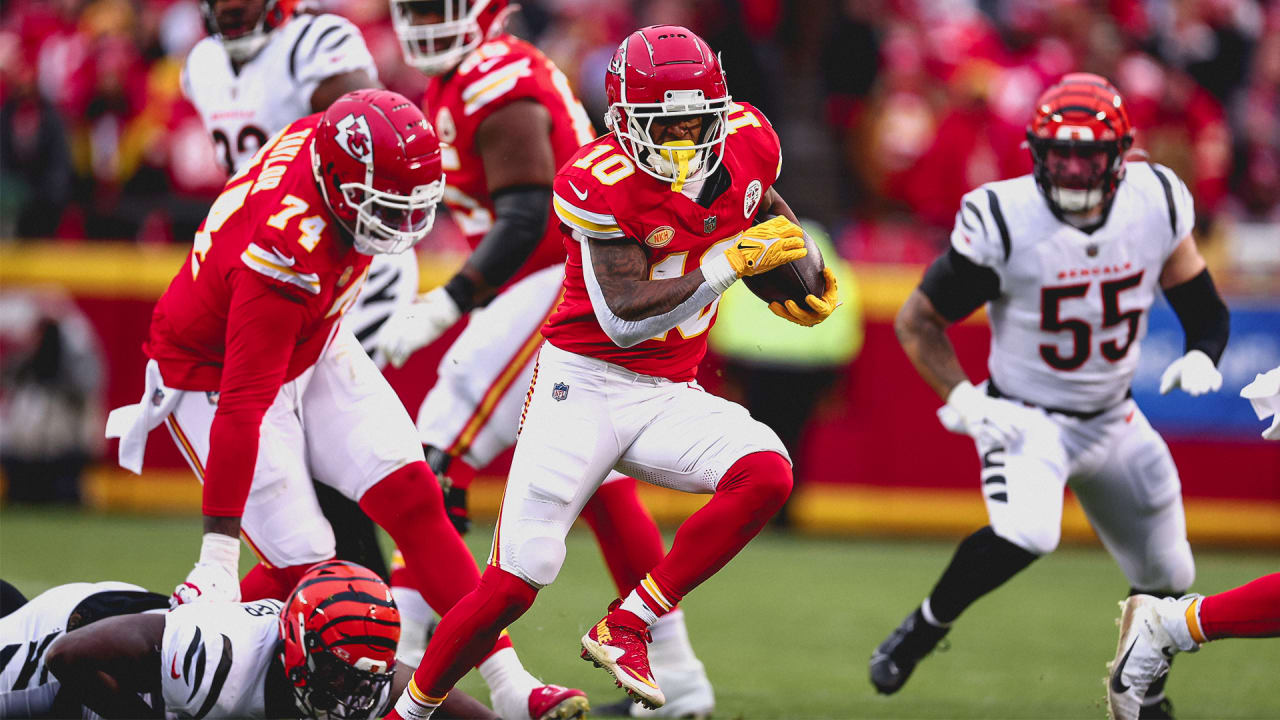 Kansas City Chiefs running back Isiah Pacheco's nifty juke move sparks ...