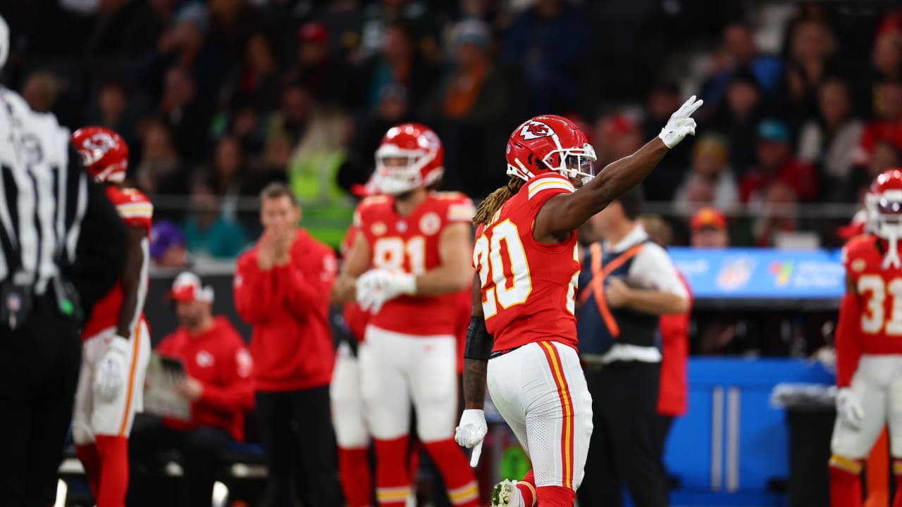 Kansas City Chiefs safety Justin Reid's hit-stick tackle stops the ...