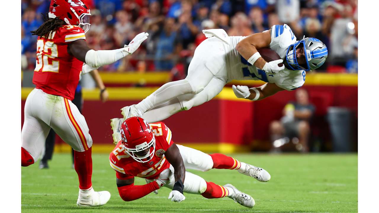 Photos: Top Shots from Week 6 vs. Lions