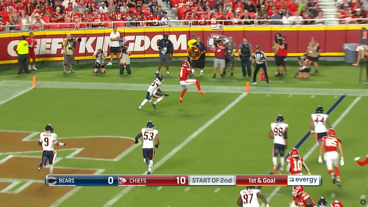 Quarterback Patrick Mahomes Throws Back-Shoulder Touchdown Pass to Wide ...