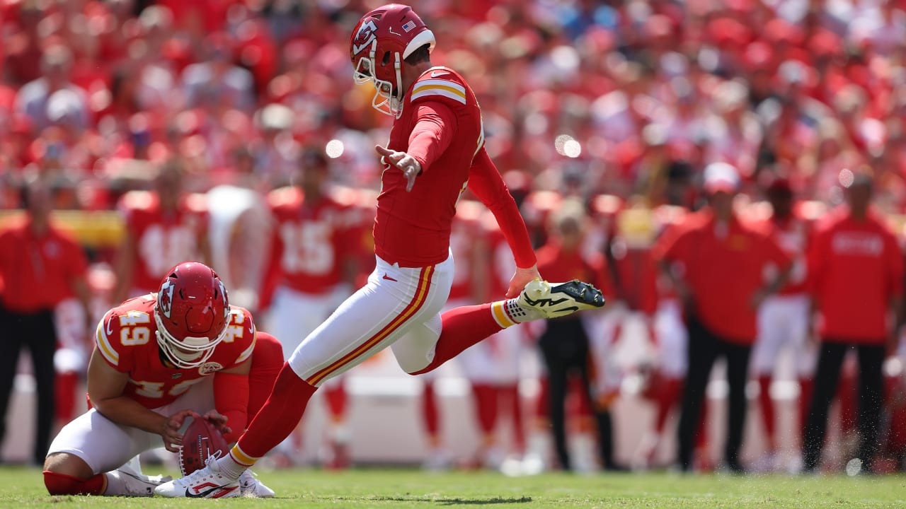 Kansas City Chiefs Kicker Harrison Butker's 56-yard Field Goal Clears ...