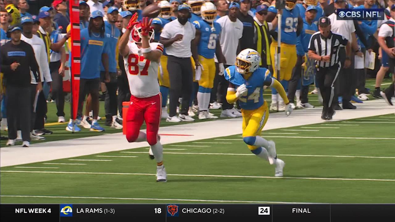 Quarterback Patrick Mahomes' 38-yard Loft Successful to Tight End ...