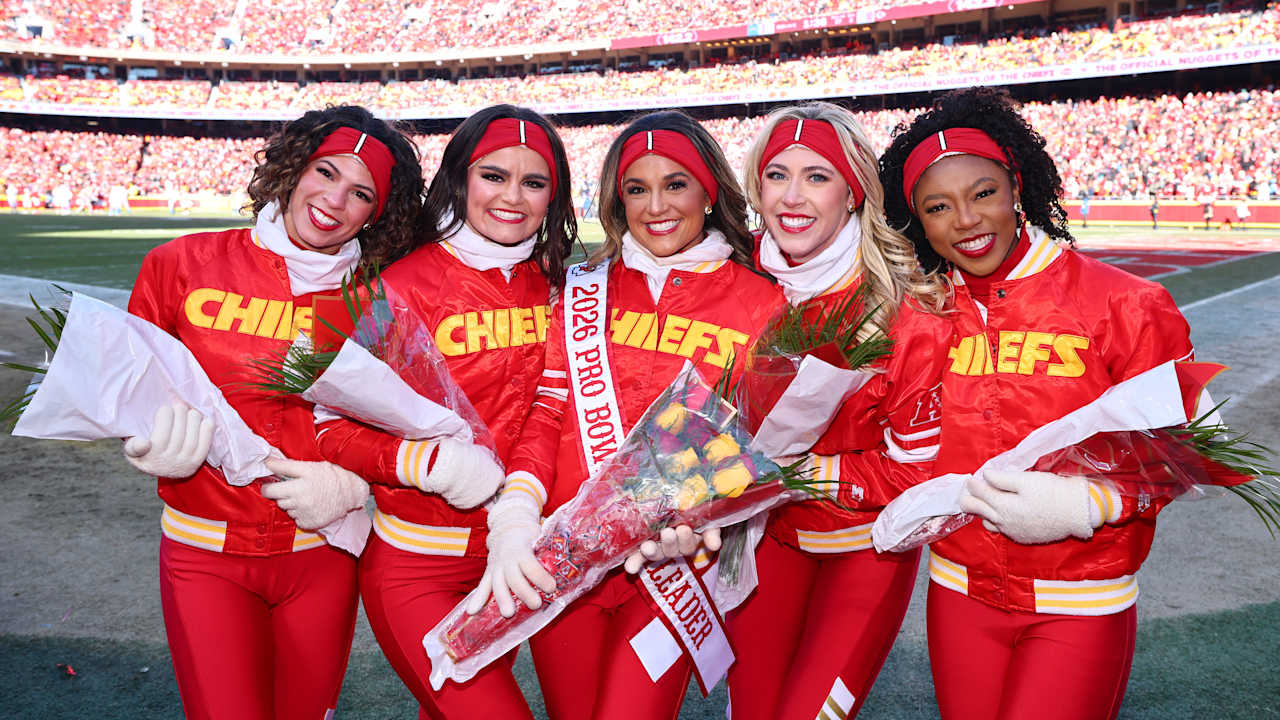 Photos: Chiefs Cheer and Entertainment from Week 15 vs. Chargers