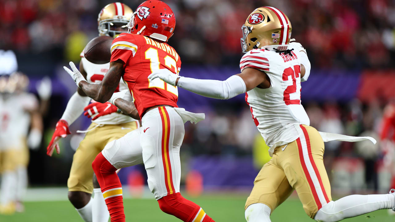 Kansas City Chiefs quarterback Patrick Mahomes unloads 52-yard teardrop ...
