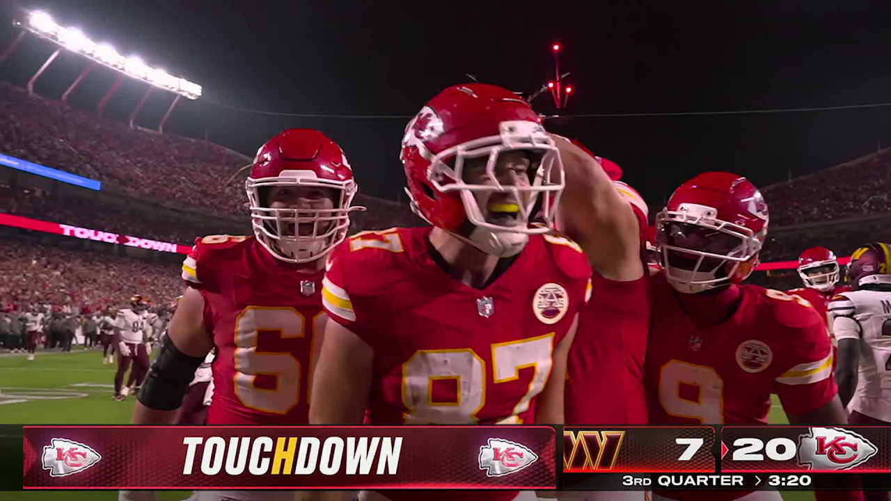 Kansas CIty Chiefs Tight End Travis Kelce Records His 100th Career ...