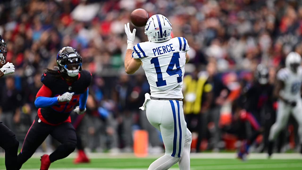 HIGHLIGHT | Riley Leonard with a pass completion to Alec Pierce for a ...