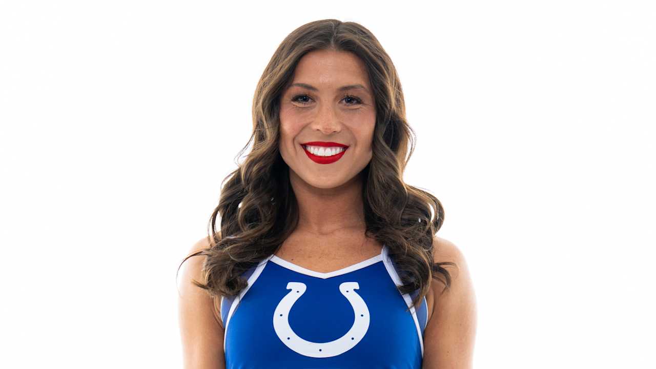 Laura: 2025 Colts Cheerleader