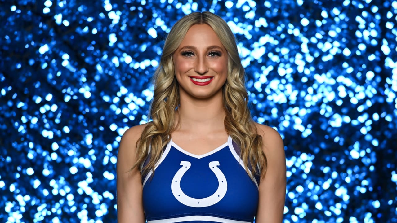 Alyssa: 2024 Cheerleader intros