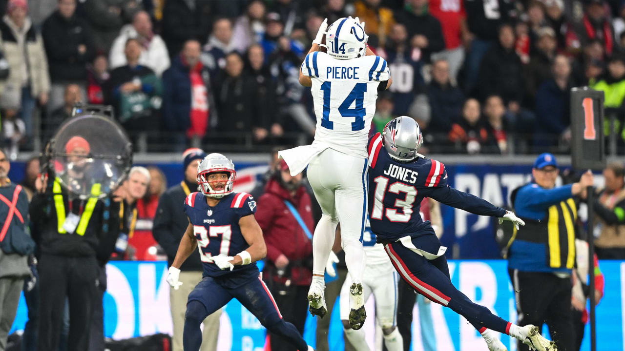 HIGHLIGHT | Alec Pierce takes his personal elevator on 21-yard catch