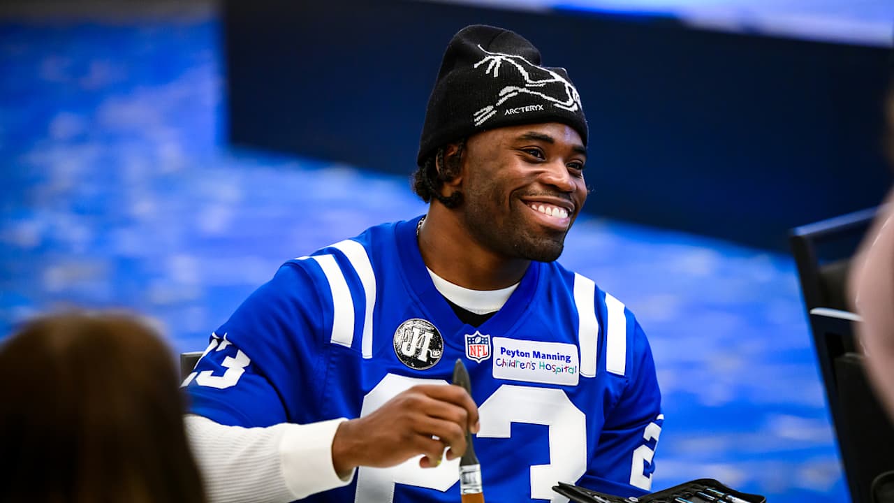Kenny Moore II's 'purpose-driven personality' earns him Colts' 2025 ...