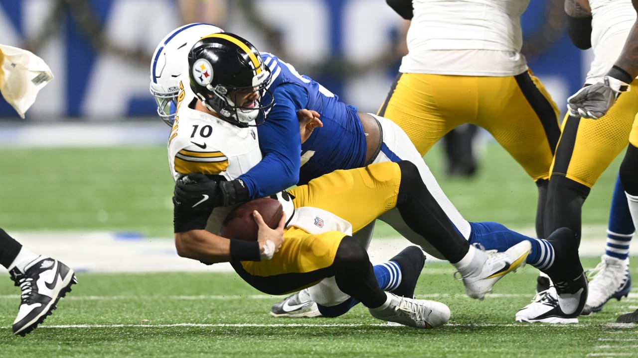 HIGHLIGHT | Dayo Odeyingbo corrals Mitch Trubisky for Colts' third sack ... HIGHLIGHT | Dayo Odeyingbo corrals Mitch Trubisky for Colts' third sack ...